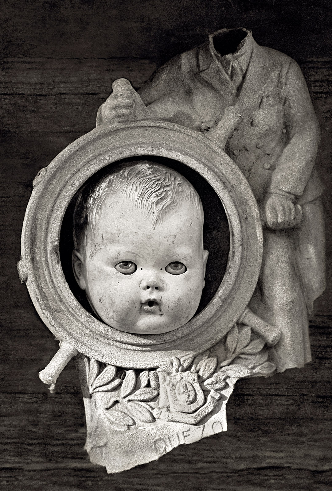 The Edge of Paradise | 12 Hamilton Family